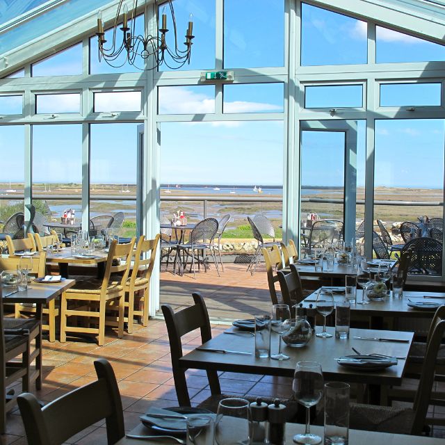 The White Horse - Brancaster Staithe Restaurant - Brancaster Staithe ...