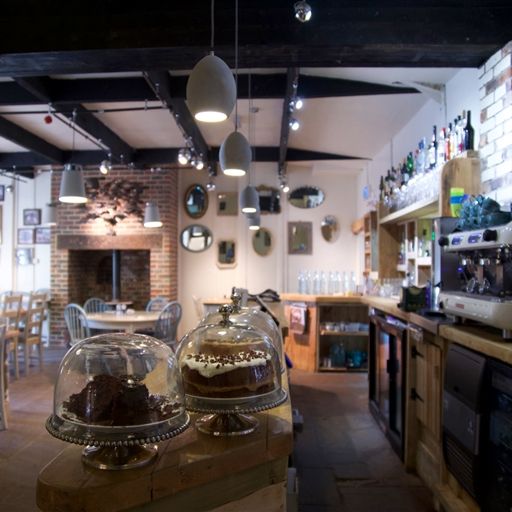 Applegarth Farm - Updated 2025, British Restaurant in Grayshott, Hampshire