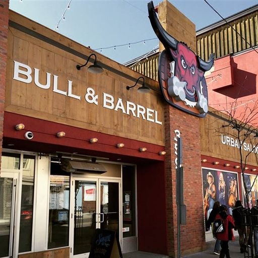 The Bull & Barrel London - Updated 2025, American Restaurant in London, ON