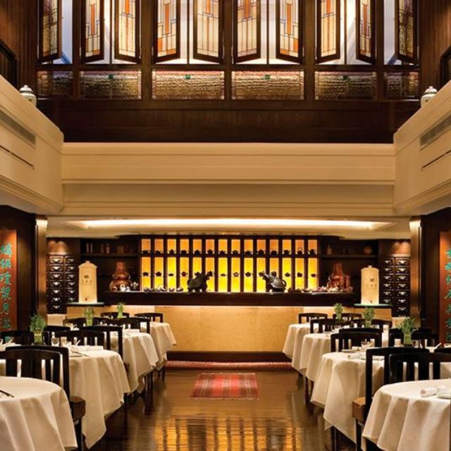 Spring Moon - The Peninsula Hong Kong - Updated 2025, Cantonese ...