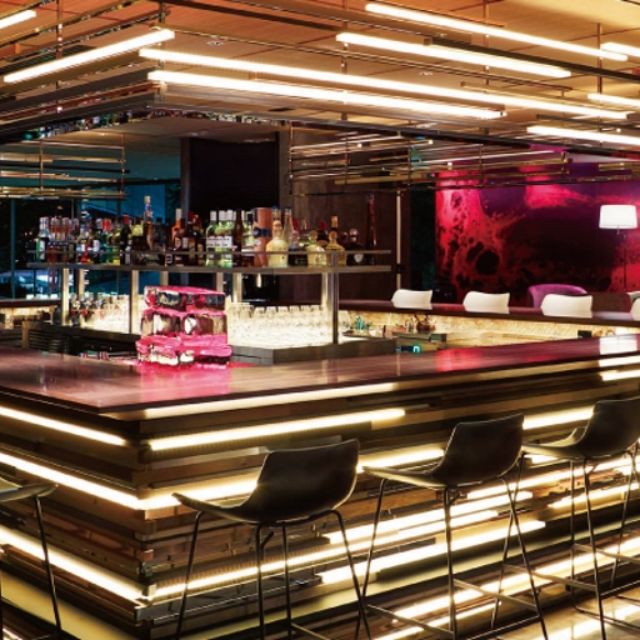 ZATTA - Hilton Tokyo - Actualizado en 2025, Bar Y Salón en Shinjuku-ku ...