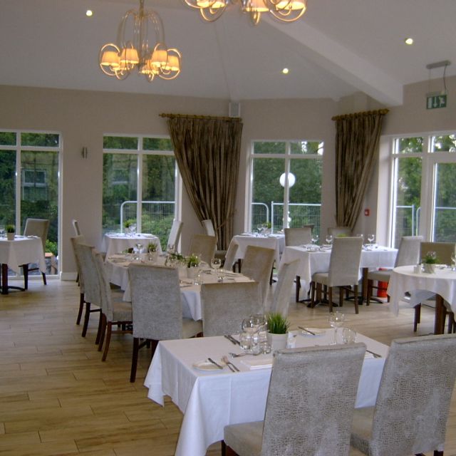 Restaurante Othello's Restaurant at Astley Bank Hotel - Darwen ...