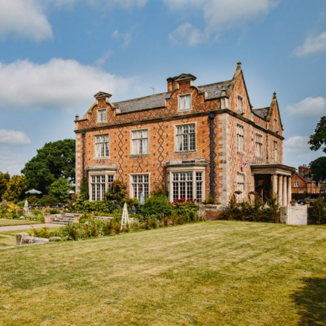 The Gainsborough Restaurant at Willington Hall Hotel - Actualizado en ...