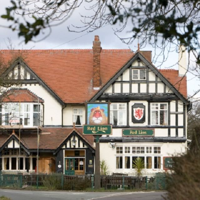 The Red Lion - Solihull - Updated 2025, International Restaurant in ...