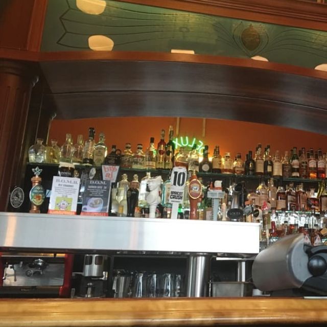 DeLuxe Bar and Grill - Updated 2024, Contemporary American Restaurant ...