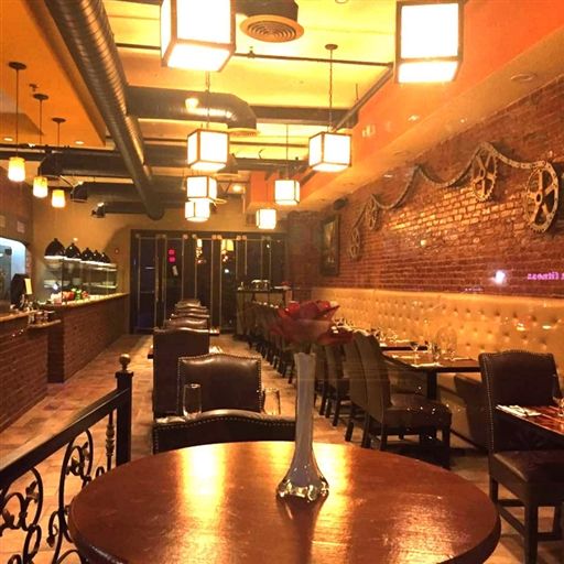 Lua Bar and Grill - Actualizado en 2025, restaurante español en ...