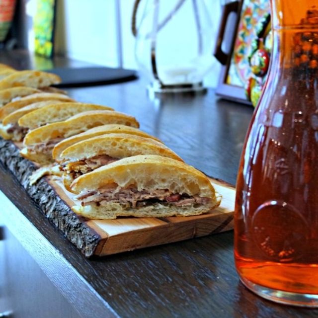 American Food Tour- Georgetown - Updated 2024, American Restaurant in ...