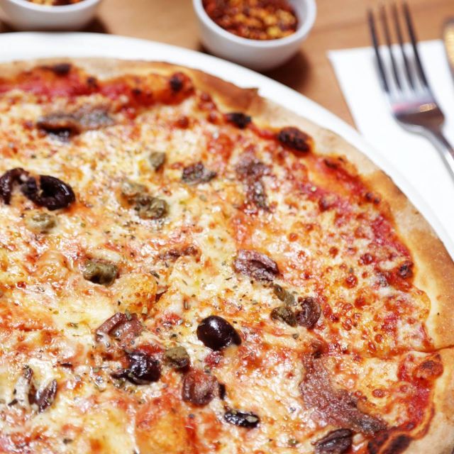 Restaurante 11 Inch Pizza - South Melbourne - South Melbourne, AU-VIC ...