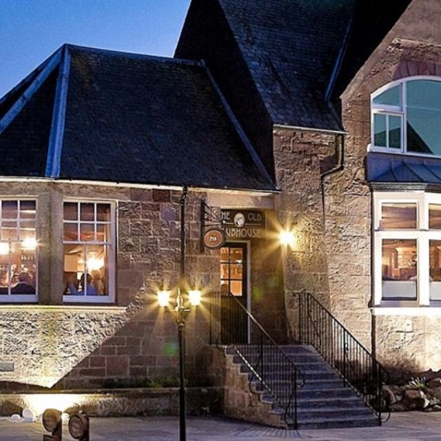 The Old Clubhouse Pub and Restaurant - Machrihanish, Argyll and Bute ...