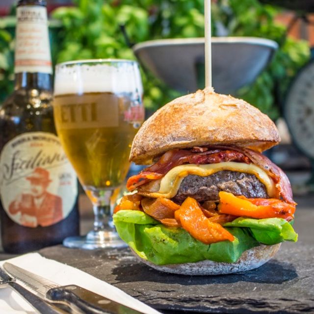 Restaurante Ham Holy Burger - London, | OpenTable