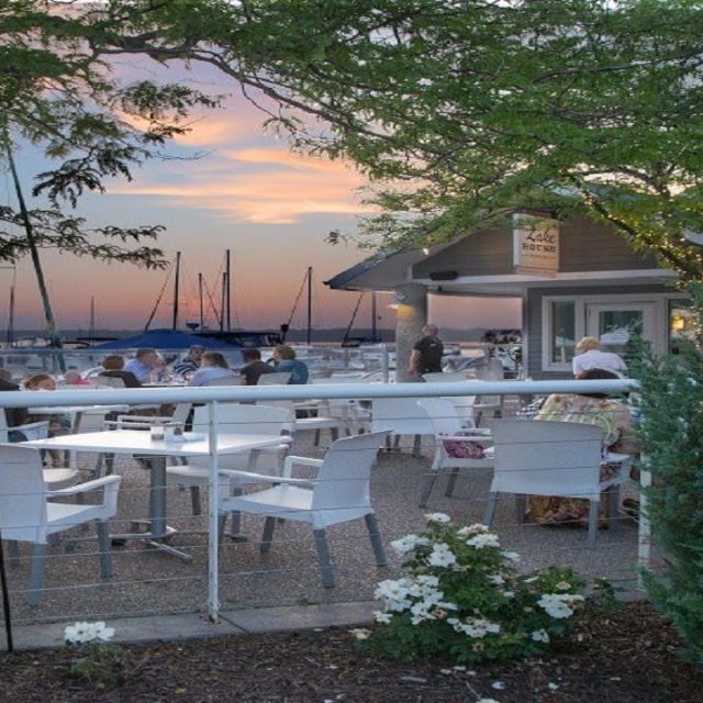 The Lake House Restaurant - Muskegon, MI | OpenTable