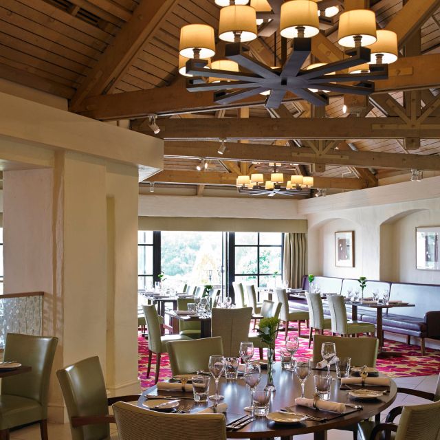 Cast Iron Bar and Grill - Actualizado en 2024, restaurante británico en ...