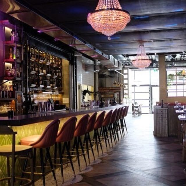 The Holy Roller - Actualizado en 2024, restaurante internacional en ...