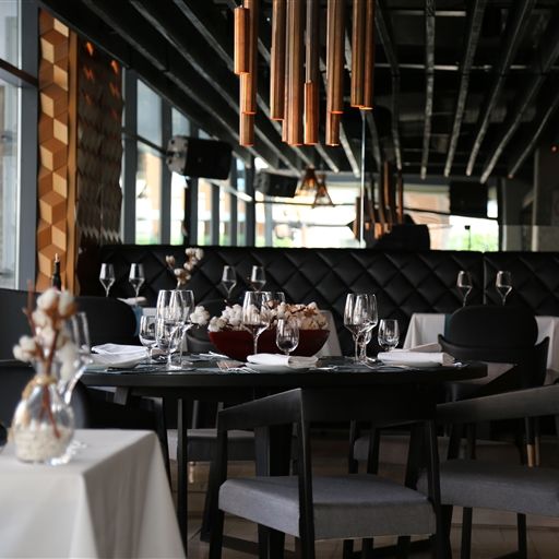 Apetit Bar - Updated 2026, International Restaurant in Belgrade, Belgrade