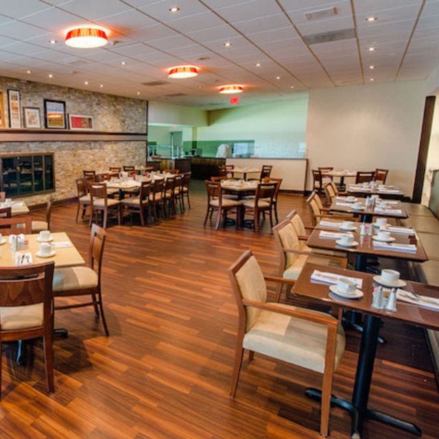 Restaurante Spynn Restaurant - Holiday Inn Barrie - Barrie, , ON ...