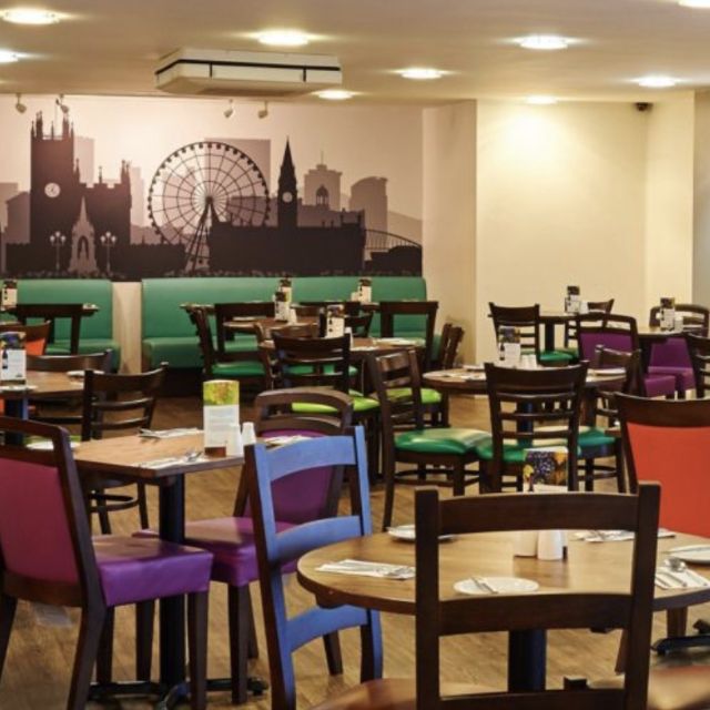 Holiday Inn Manchester West - Updated 2025, International Restaurant in ...