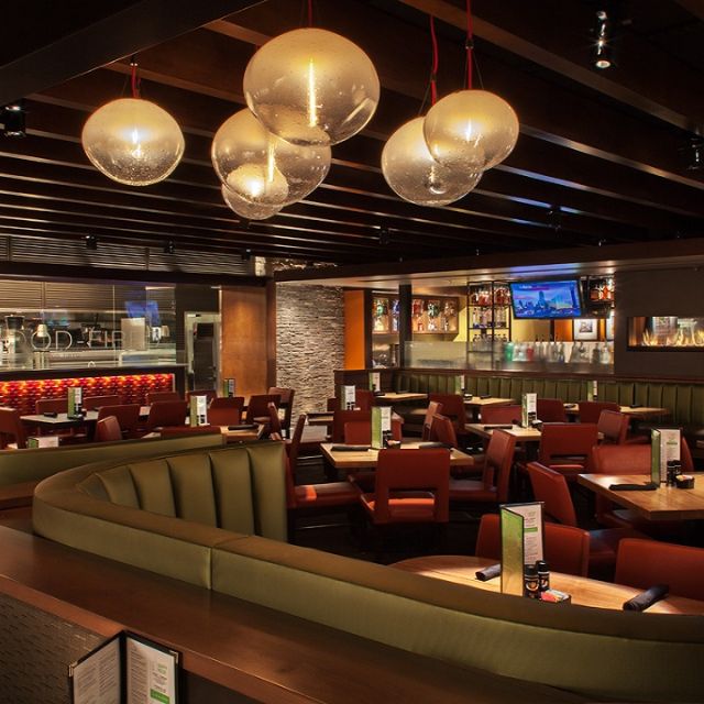 Houlihan S Westlake Restaurant Westlake Oh Opentable