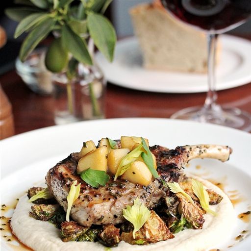 Esquire Grill - Permanently Closed Restaurant - Sacramento, CA | OpenTable