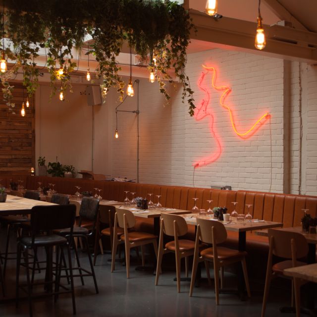 Alphabet Bar - Actualizado en 2025, restaurante mediterráneo en London ...