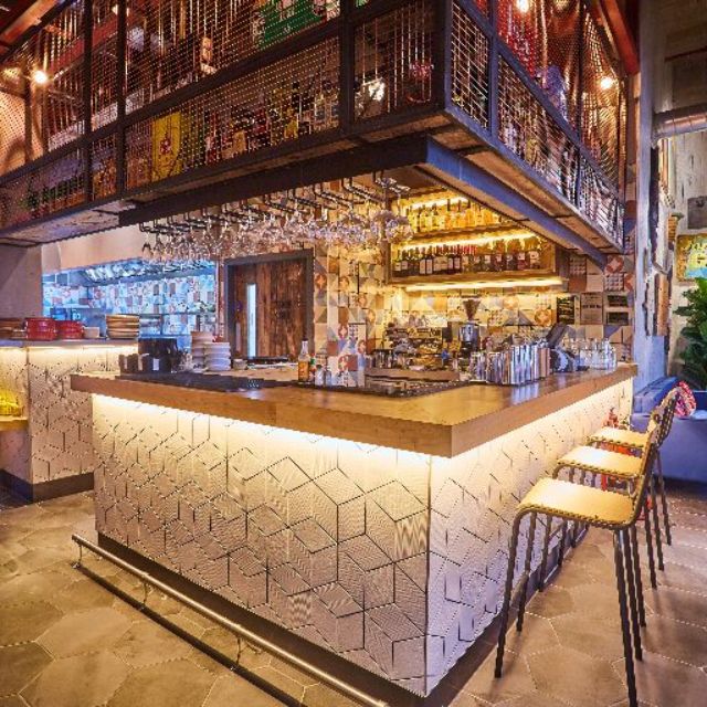 Giraffe - Norwich - Updated 2025, Fusion Restaurant in Norwich, intu ...