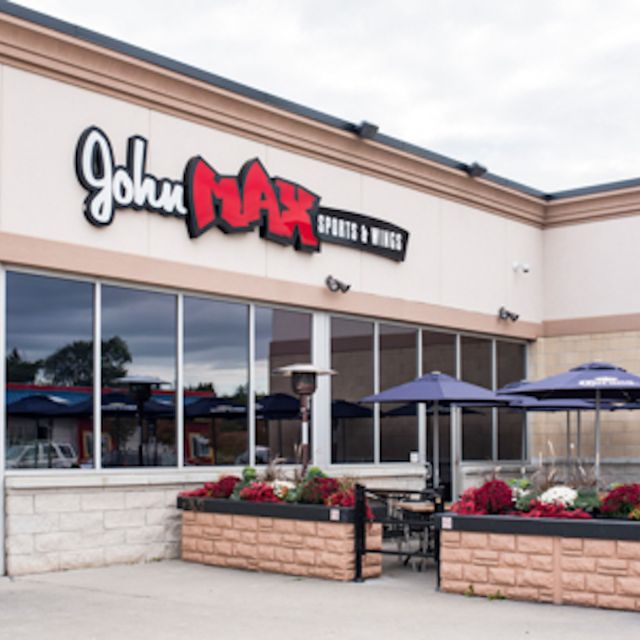 Restaurante John Max Sports & Wings - Dougall Ave - Windsor, , ON ...