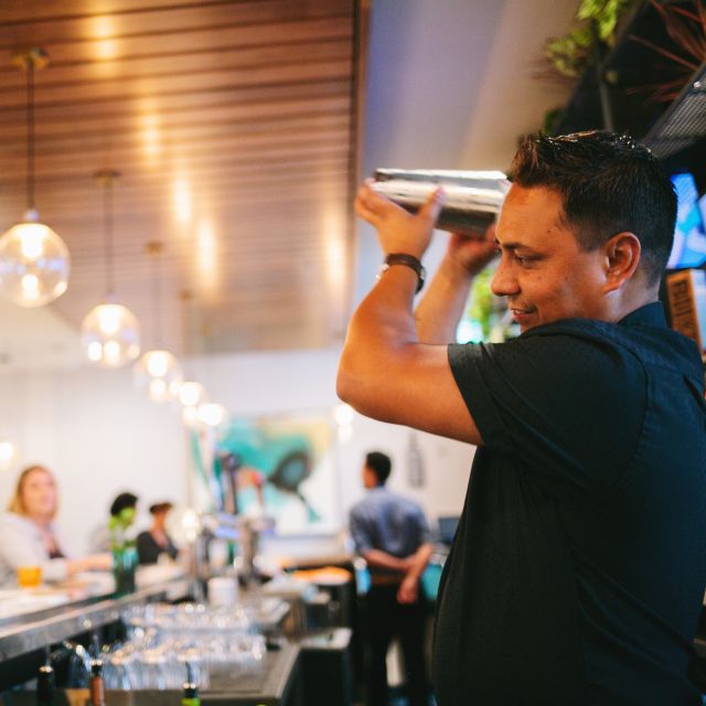 Southside Shake @ Hilton Garden Inn - Mis à jour en 2025, Bar Lounge à ...