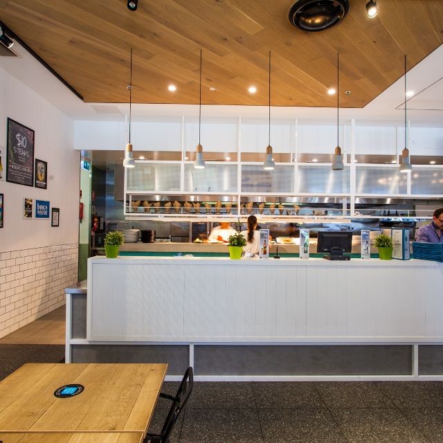 Restaurante Beach House Bar & Grill Springfield - Springfield, , AU-QLD ...