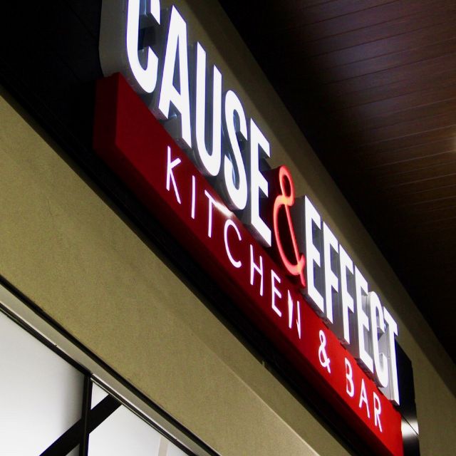 Restaurante Cause & Effect Kitchen and Bar - East Hamilton, , ON ...