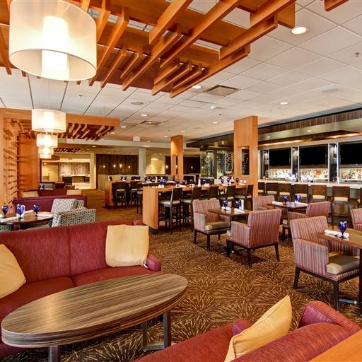 Stages Kitchen + Bar - DoubleTree by Hilton Restaurant - Edmonton, AB ...