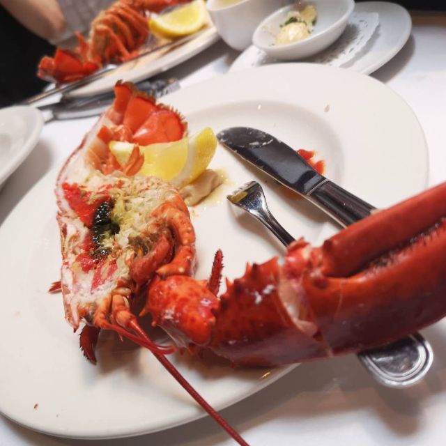 Restaurant LA QUEUE DE CHEVAL STEAKHOUSE, BAR AND LOUNGE - Montreal, QC ...