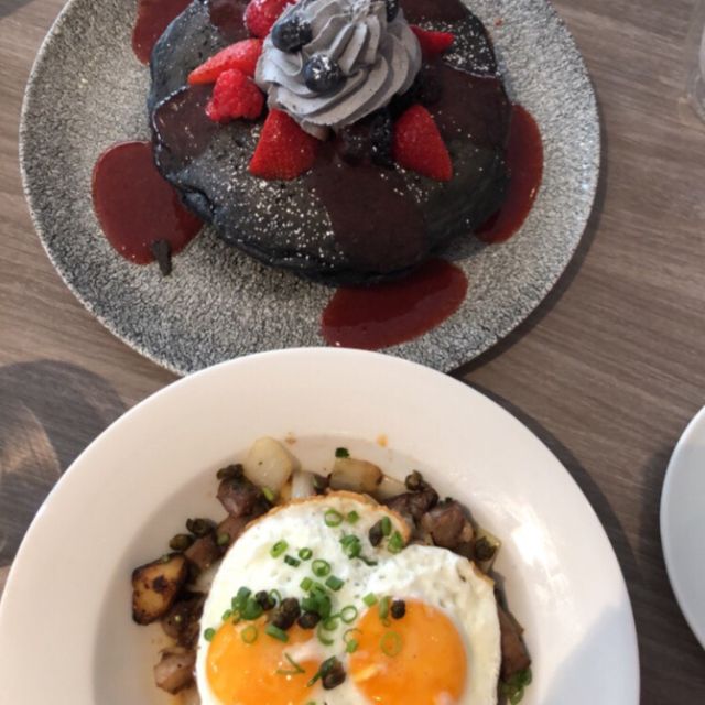 Basalt Restaurant @ Dukes Lane Market and Eatery - Honolulu, HI | OpenTable