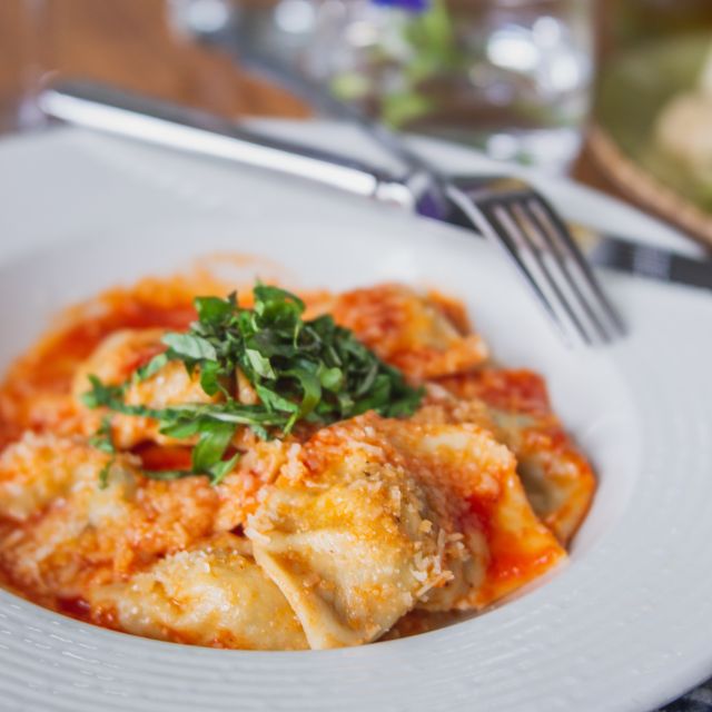 MiNGO West Restaurant - Beaverton, OR | OpenTable