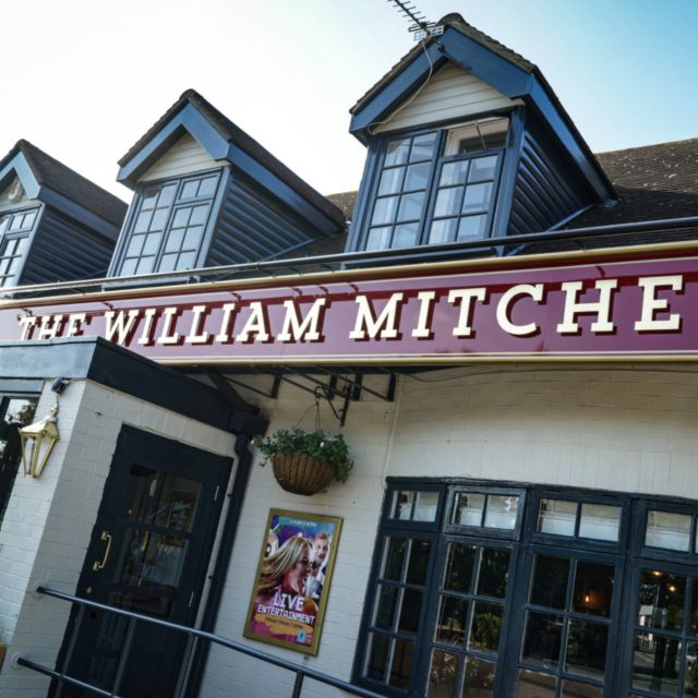 William Mitchell - Actualizado en 2025, Pub en Morecambe, ENG