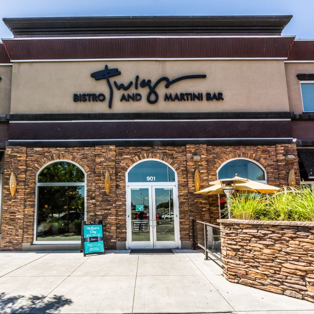 Twigs Bistro and Martini Bar - Kennewick Restaurant - Kennewick, WA ...