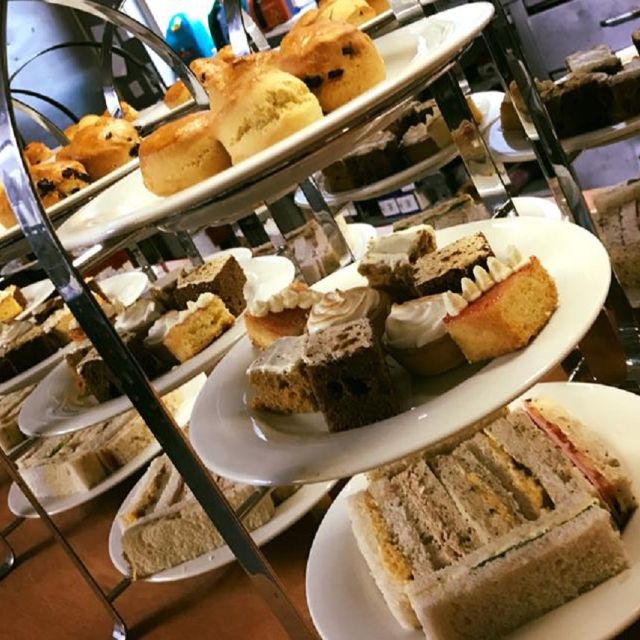 The Dumbuck Hotel - Afternoon Tea - Actualizado en 2025, restaurante de ...