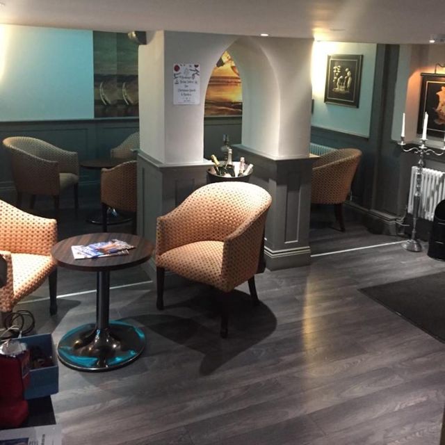 Tiffin Kitchen - Updated 2025, Indian Restaurant in Macclesfield, Cheshire