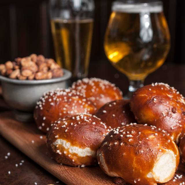 Moot House Restaurant and Pub - Fort Collins, CO | OpenTable