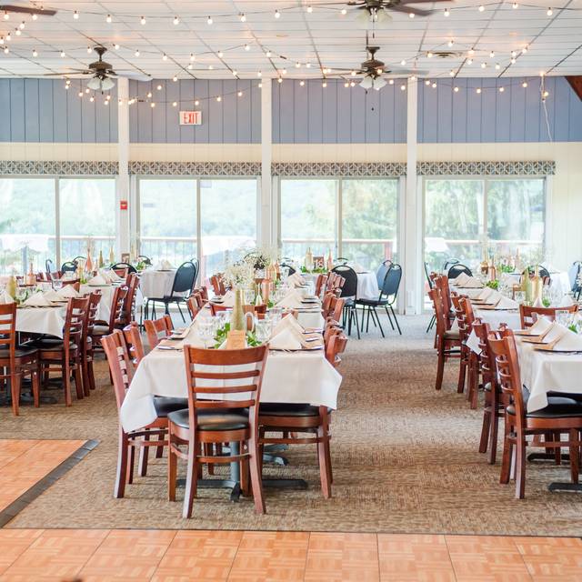 Restaurant Alpine Lake Resort VDay Dinner and Dance - Terra Alta, , WV ...