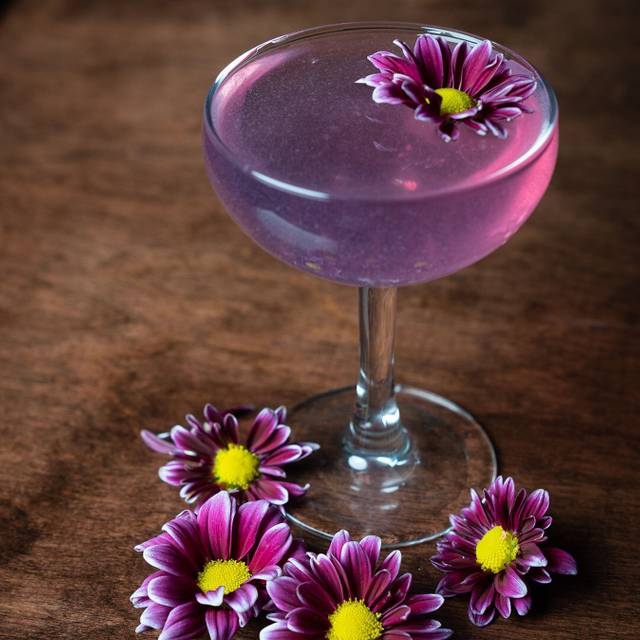 Lately Restaurant & Bar - Updated 2025, Global Restaurant in Calgary, AB