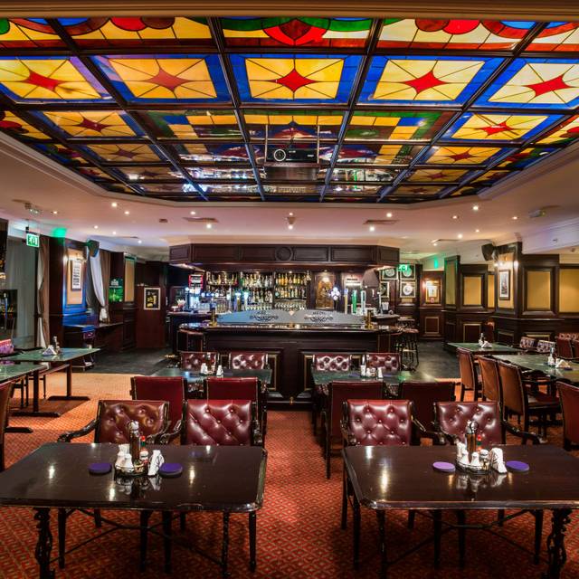 Dukes Bar - Crowne Plaza Muscat Restaurant - Muscat, Muscat | OpenTable