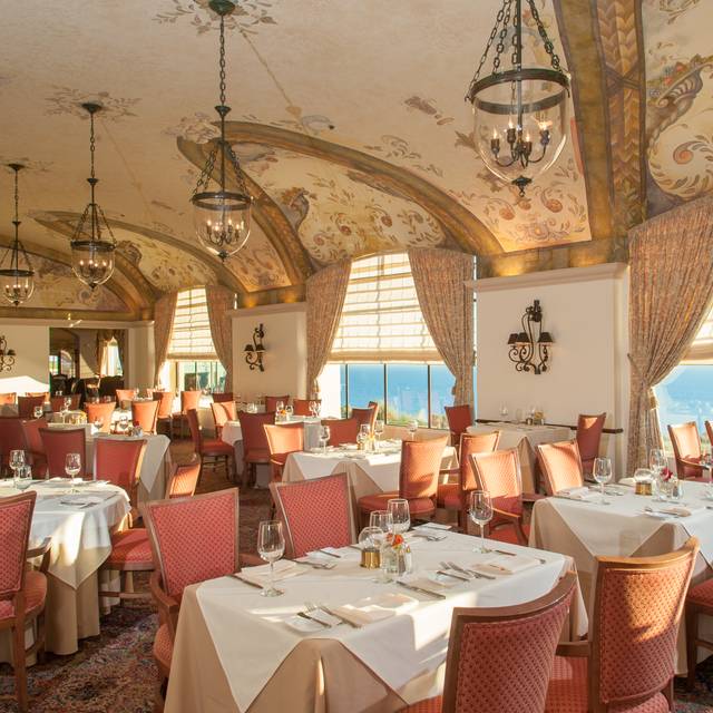 Cafe Pacific at Trump National Golf Club Restaurant - Palos Verdes, CA ...