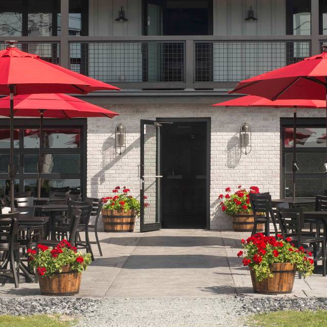 Lake Bomoseen Lodge and Taproom Restaurant - Bomoseen, VT | OpenTable
