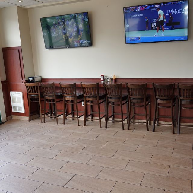 Restaurante Marathon Souvlaki - Notre Dame - Laval, QC | OpenTable