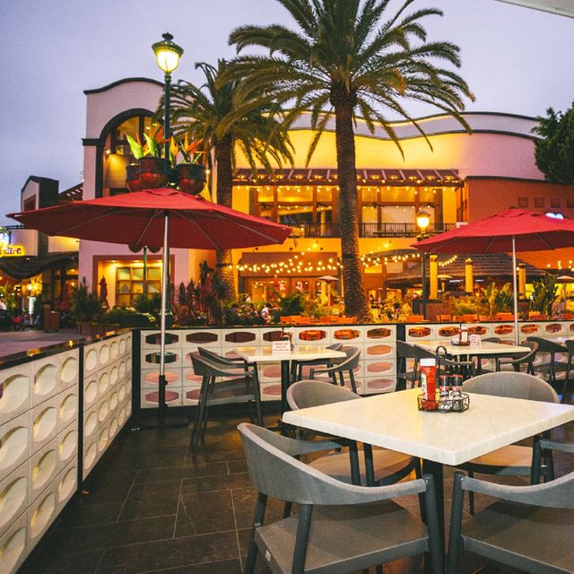 Splitsville Dining Room Restaurant - Anaheim, CA | OpenTable