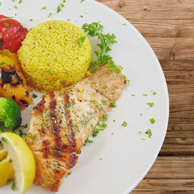 Rayan Poissonnerie & Restaurant Belanger - Updated 2026, Seafood ...