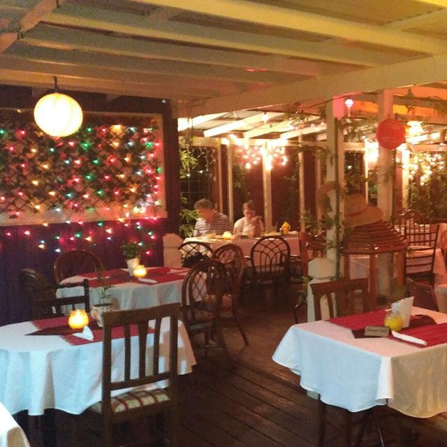 Restaurante Miracle's South Coast Restaurant & Bar - Jolly Harbour ...