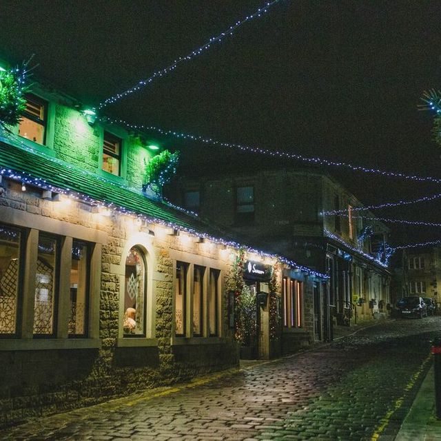 Savaro Restaurant - Updated 2025, Mediterranean Restaurant in Holmfirth ...