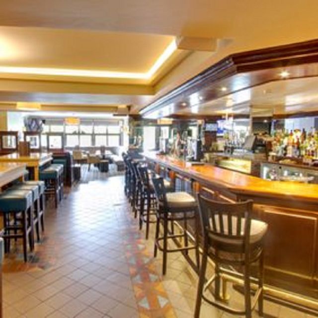 The Laurels Perrystown - Updated 2024, Irish Restaurant in Dublin, Co ...