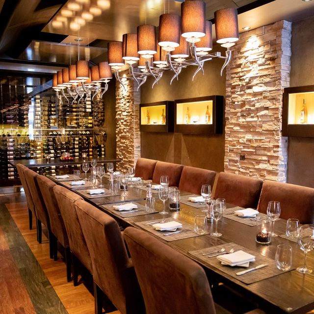 Dels Italian Kitchen Restaurant - Kitchener, , ON | OpenTable