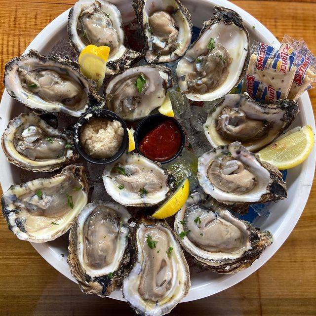 Clesi's Restaurant & Catering - Updated 2026, Seafood Restaurant in New ...